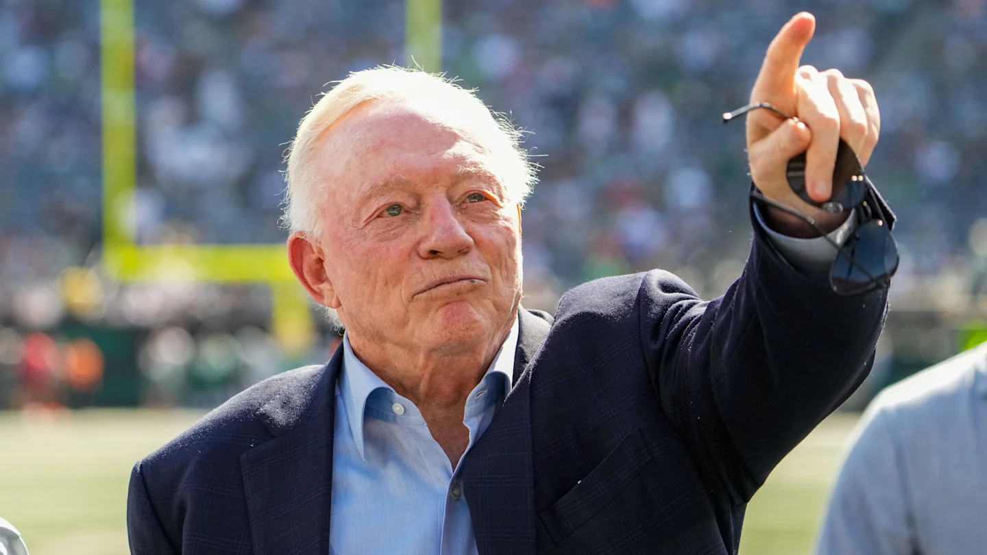 Jerry Jones, NFL Owners Join Referee CBA Talks as 2026 Work Stoppage Looms